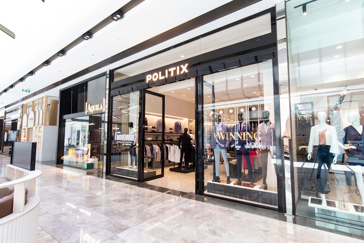 Politix at Westfield Carousel