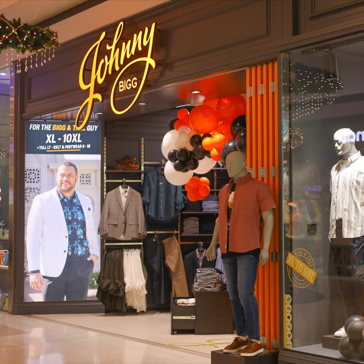 Johnny Bigg at Westfield West Lakes