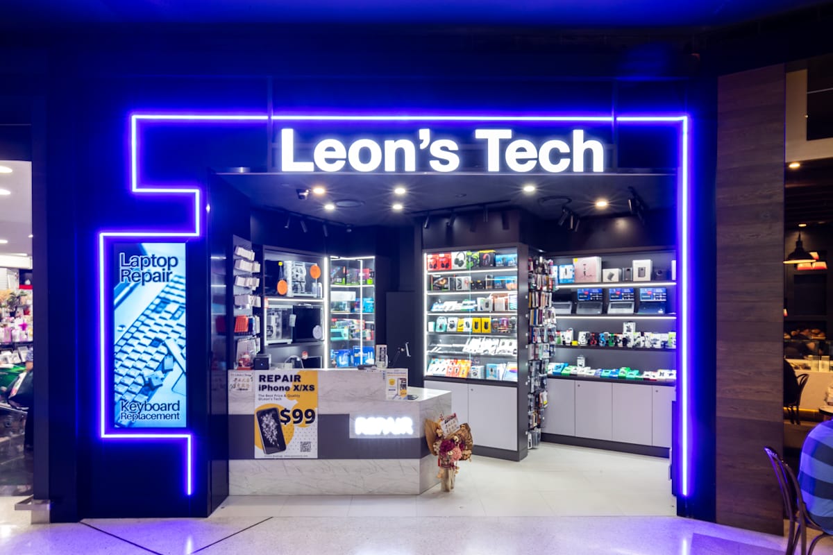 Leon's Tech at Westfield Carindale