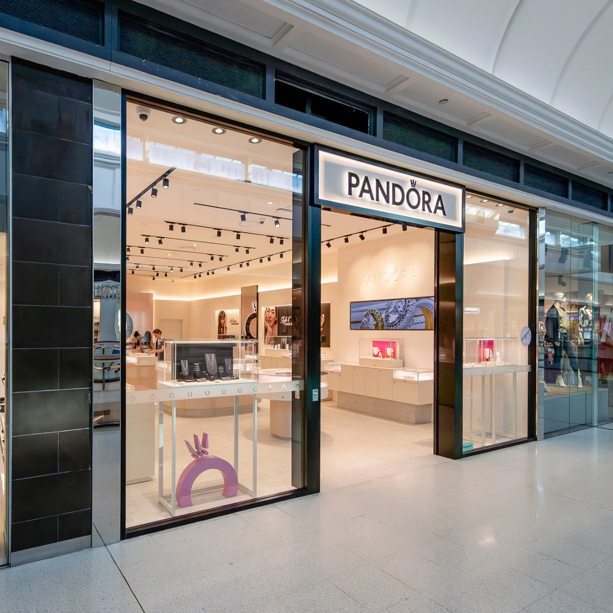 Pandora at Westfield Mt Gravatt