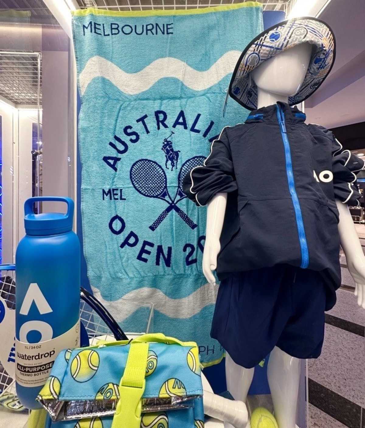 Want to win a kids tennis merchandise pack?