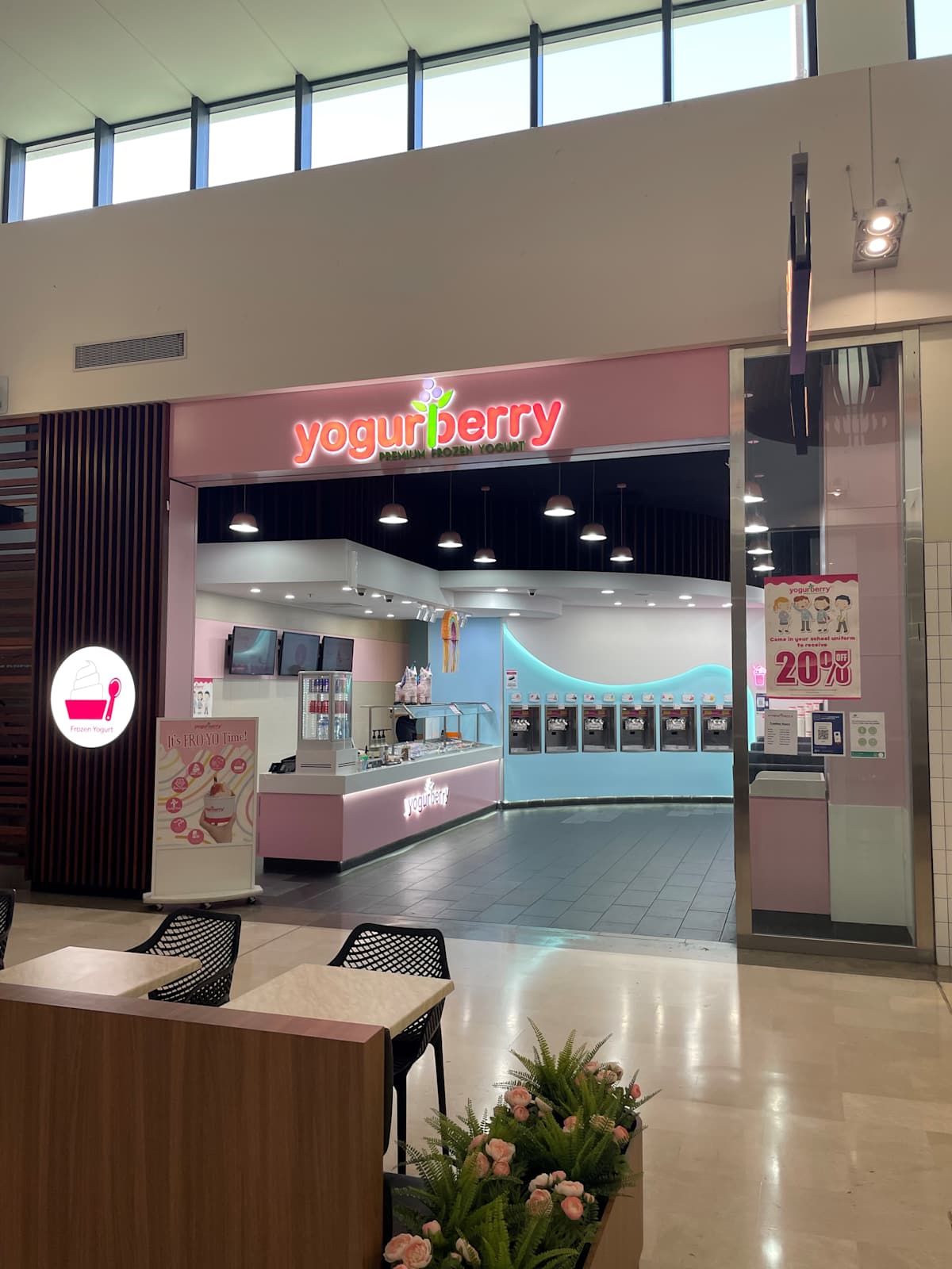 Yogurberry at Westfield Belconnen