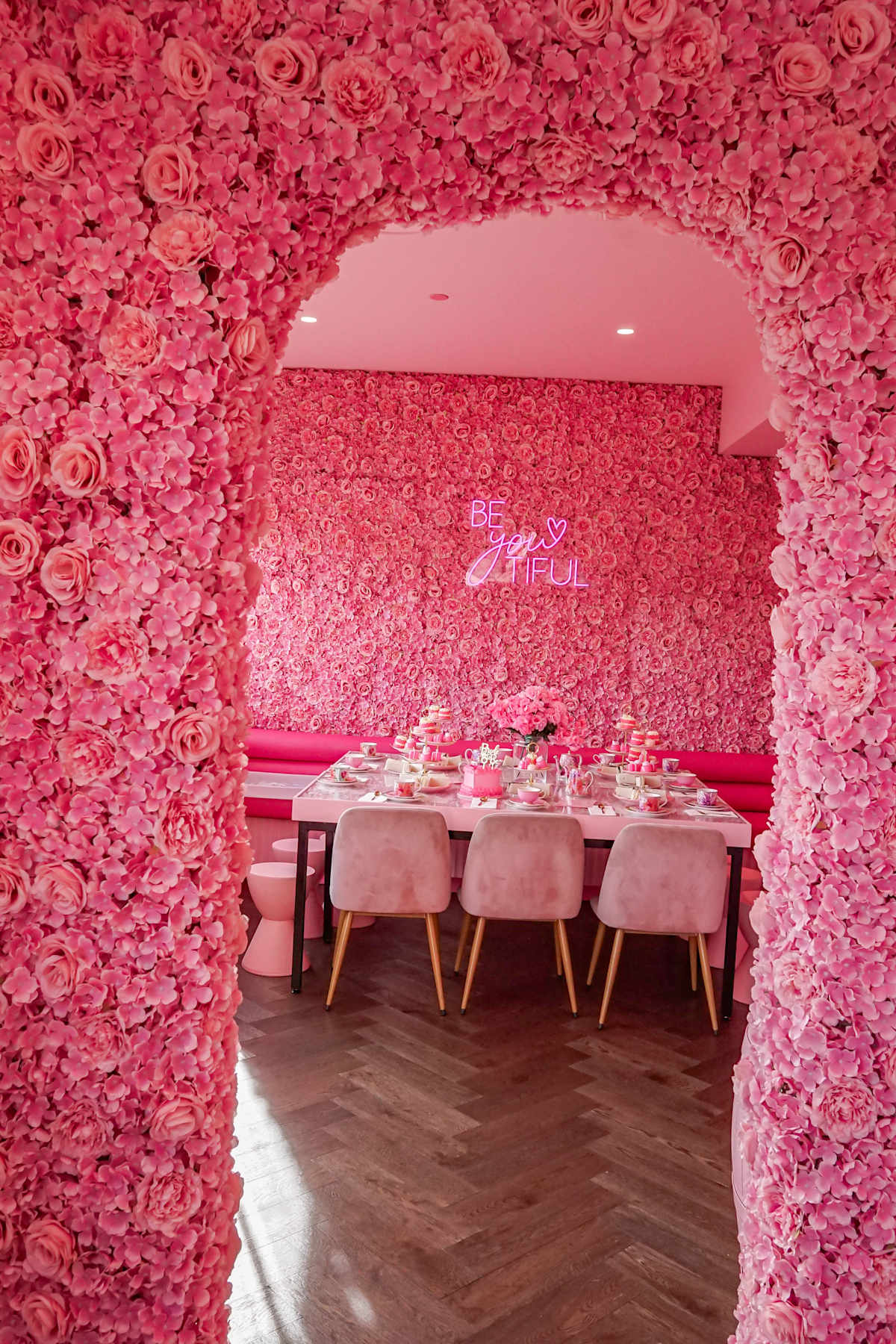 Feekah at Westfield Doncaster