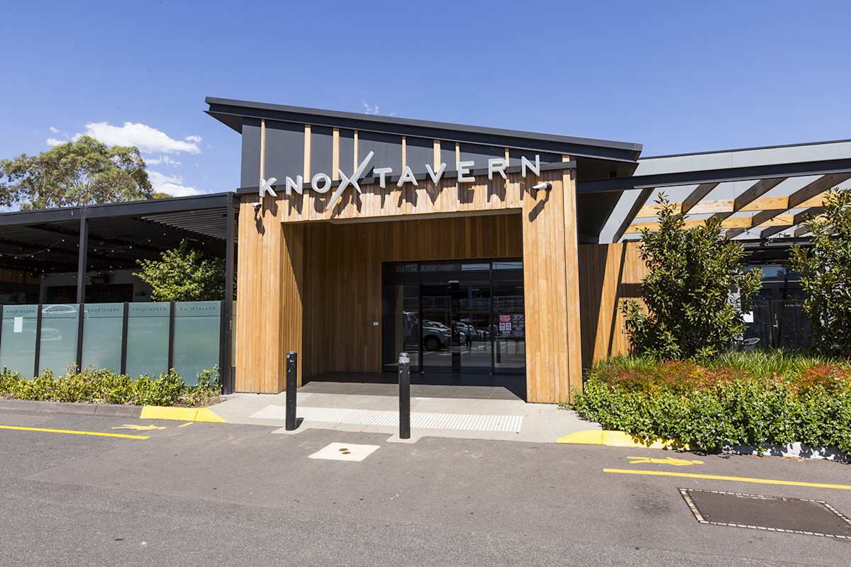 Knox Tavern at Westfield Knox