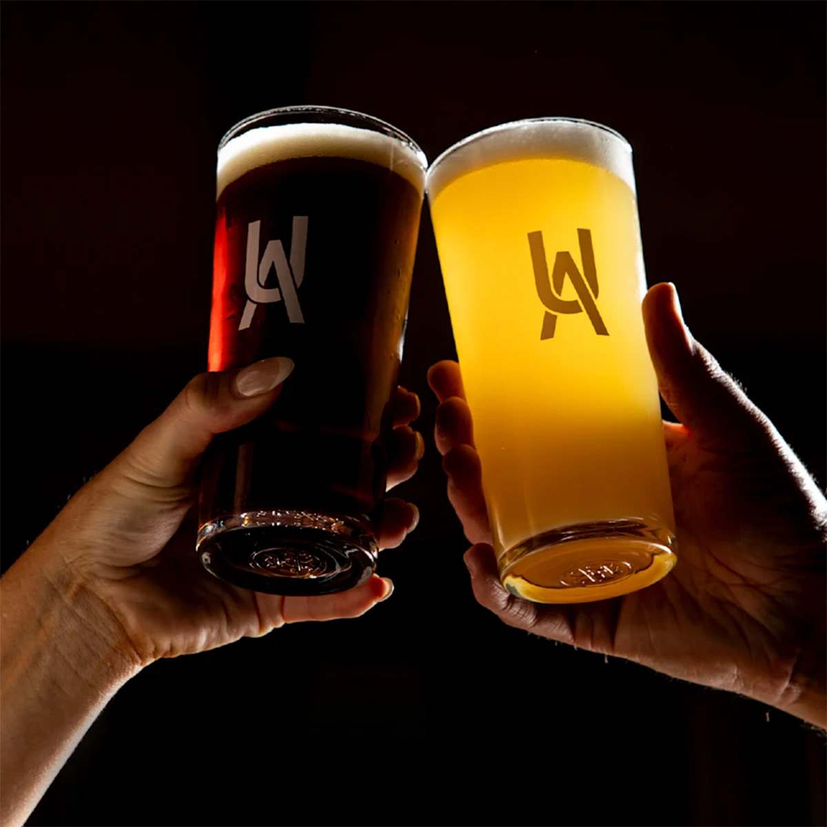 Urban Alley Brewery : Happy Hour 7 days a week