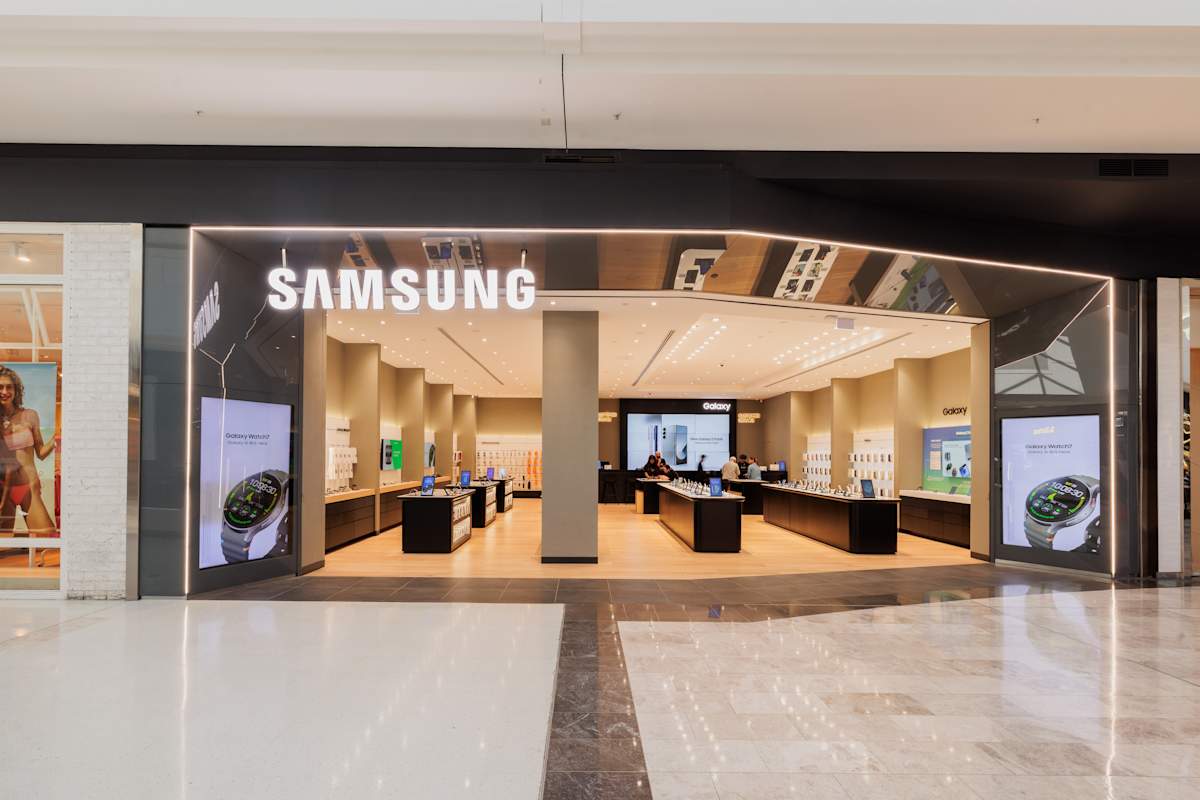 Samsung at Westfield Carousel